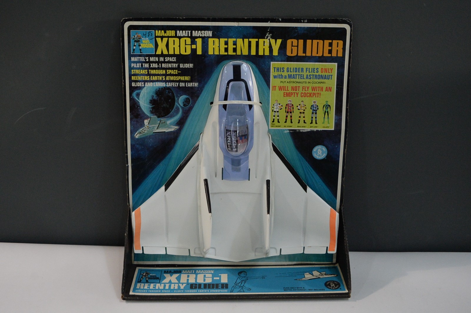 Lot 1566 - Major Matt Mason XRG-1 Reentry Glider