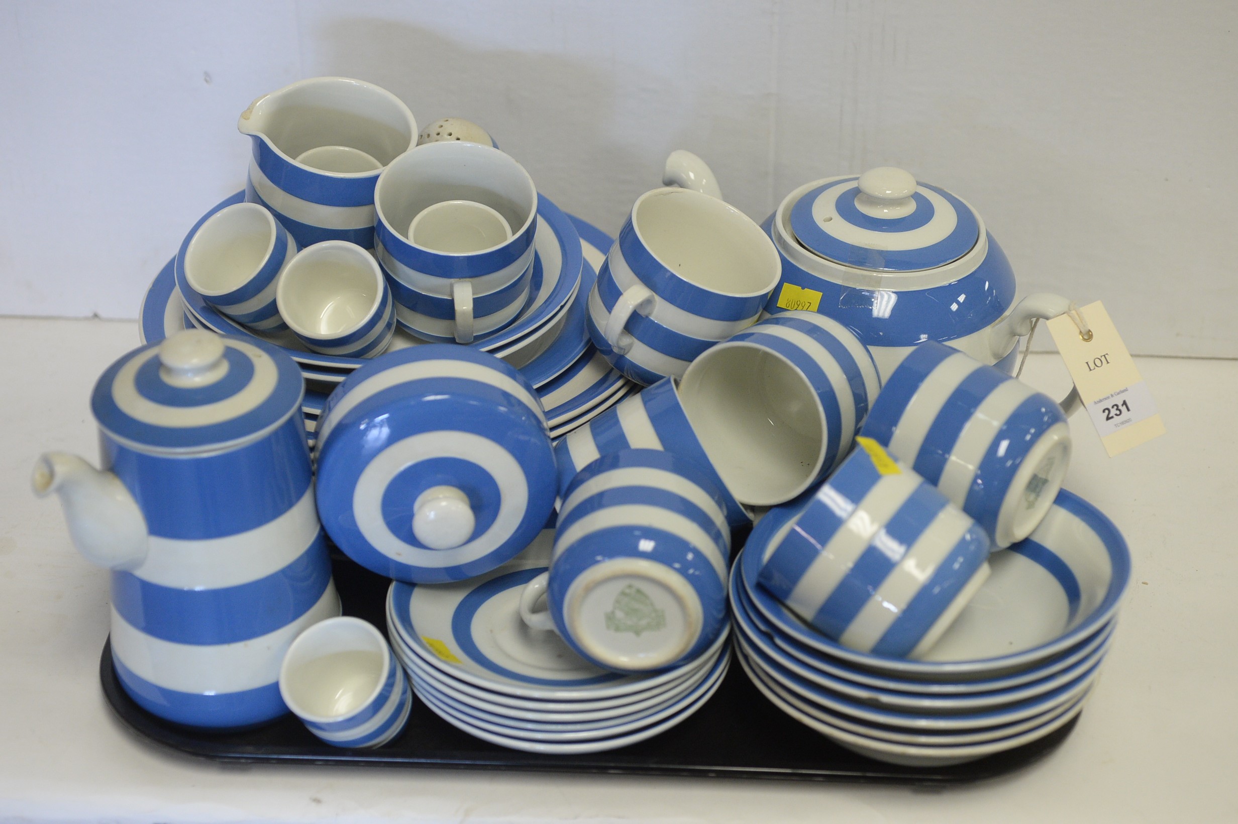 Lot 231 - Cornish ware