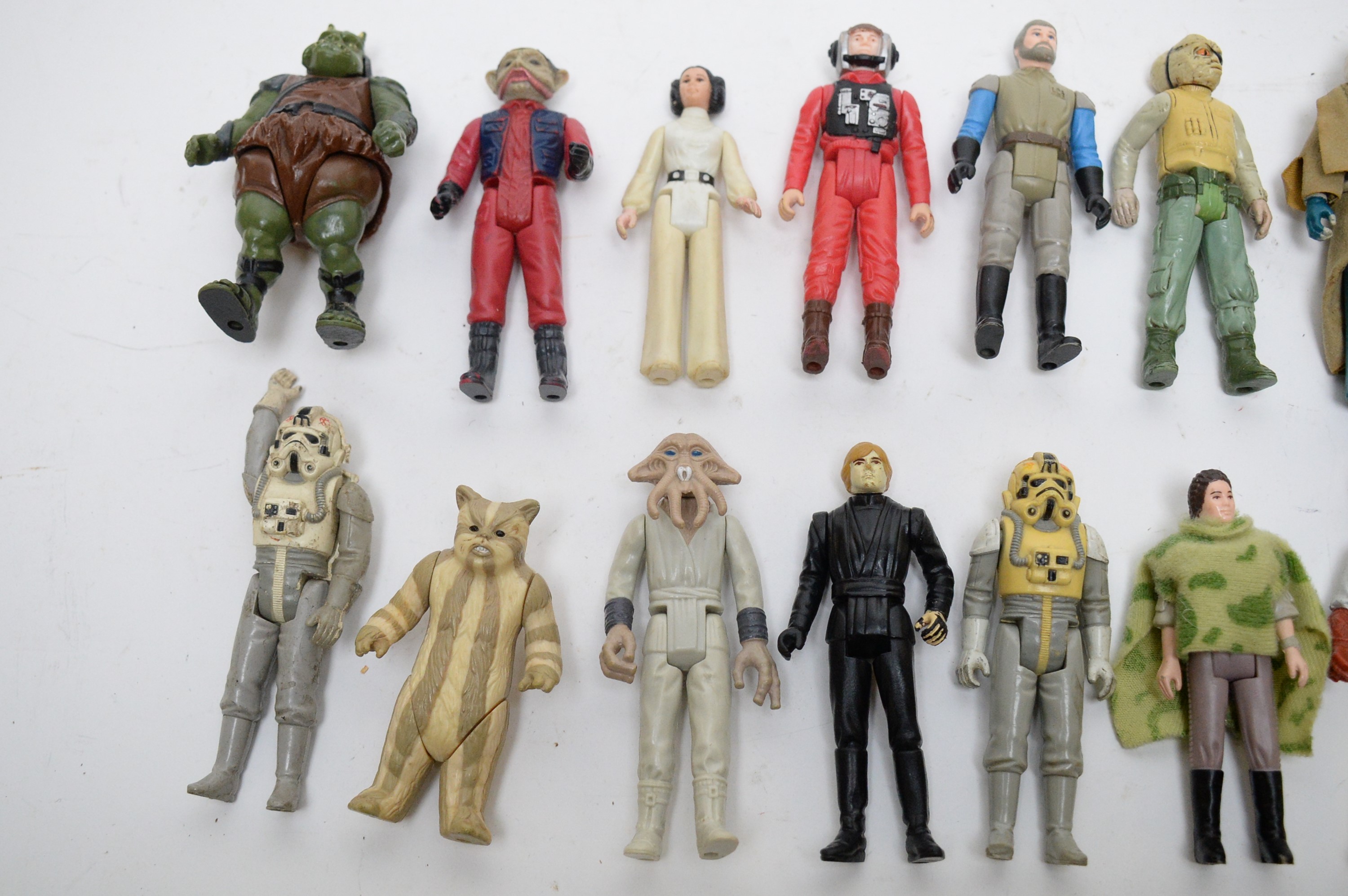 Lot 956 - Twenty LFL Star Wars action figures