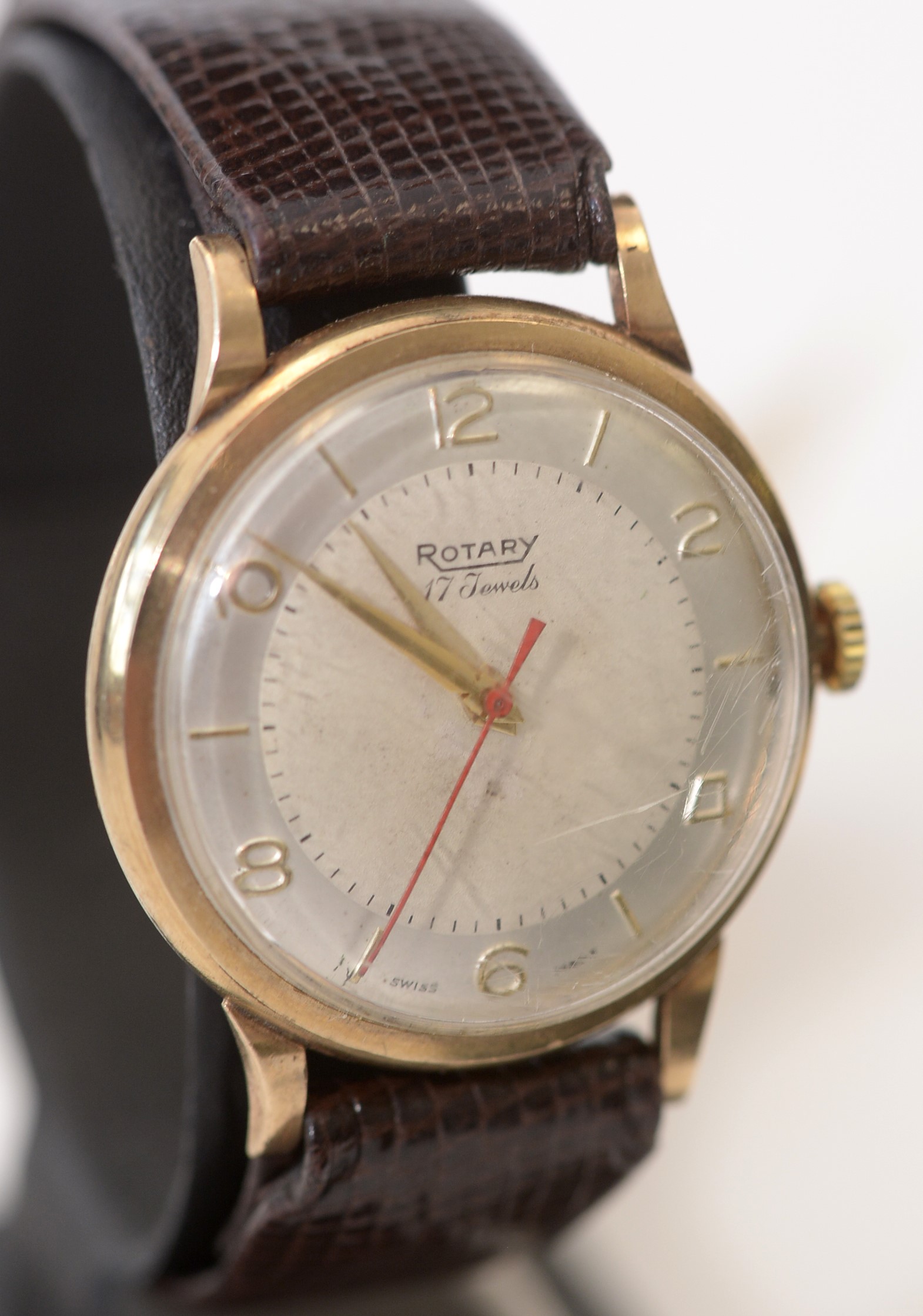Lot 176 - Rotary gold cased wristwatch