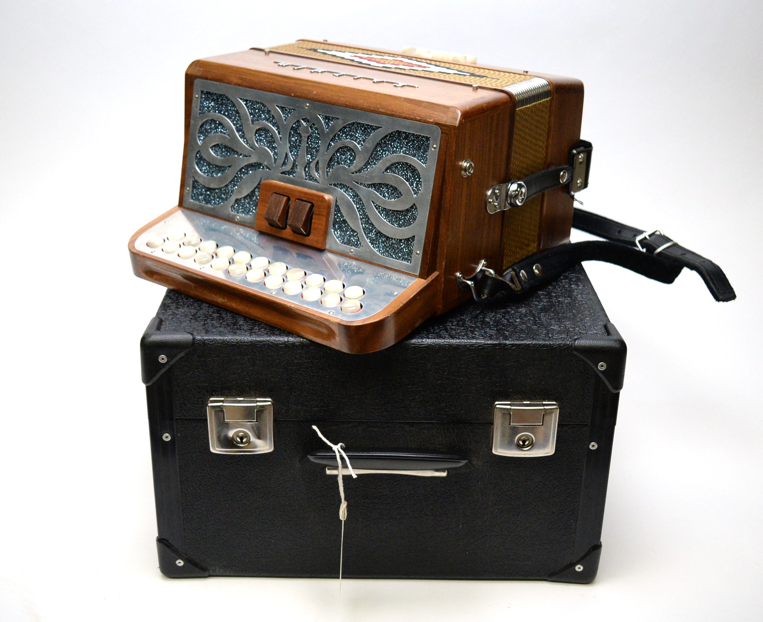 Lot 705 - Cairdin Irish Melodeon