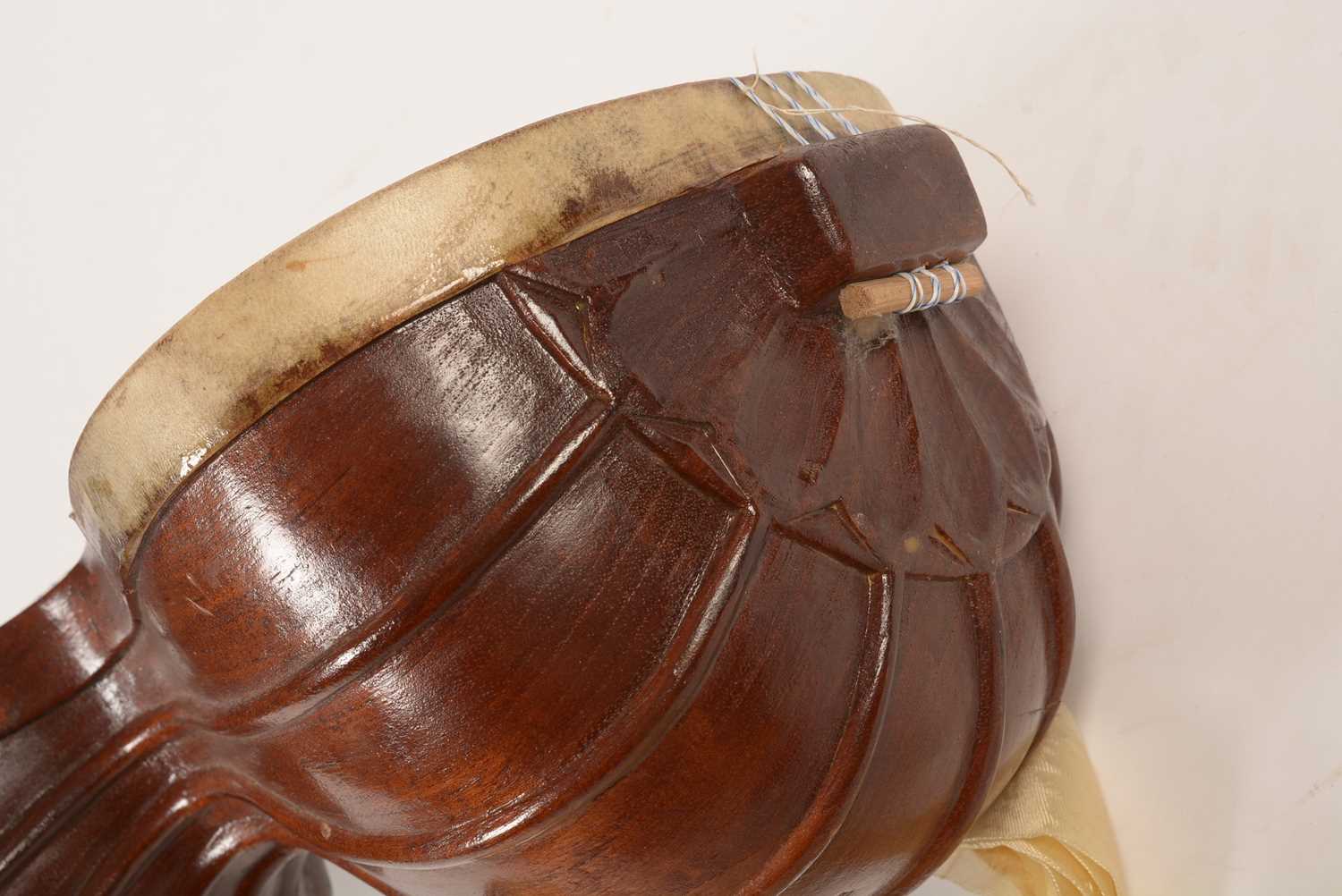 Lot 752 - Tibetan Dranyen