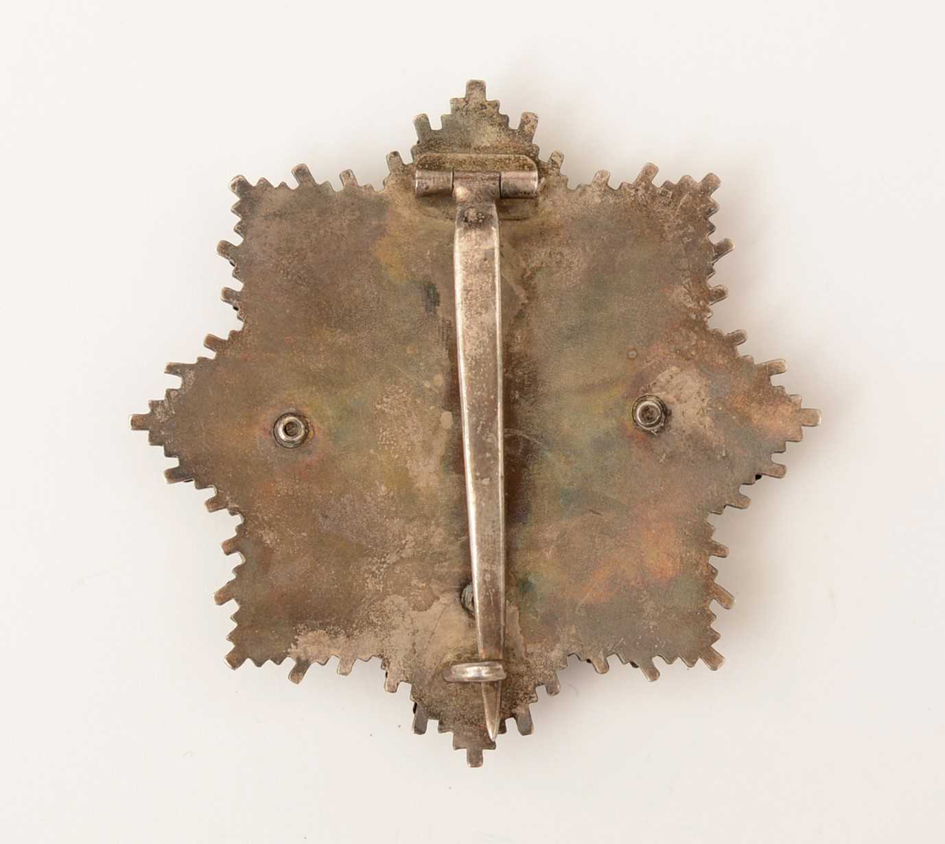 Lot 1131 - WWII German Cross in silver