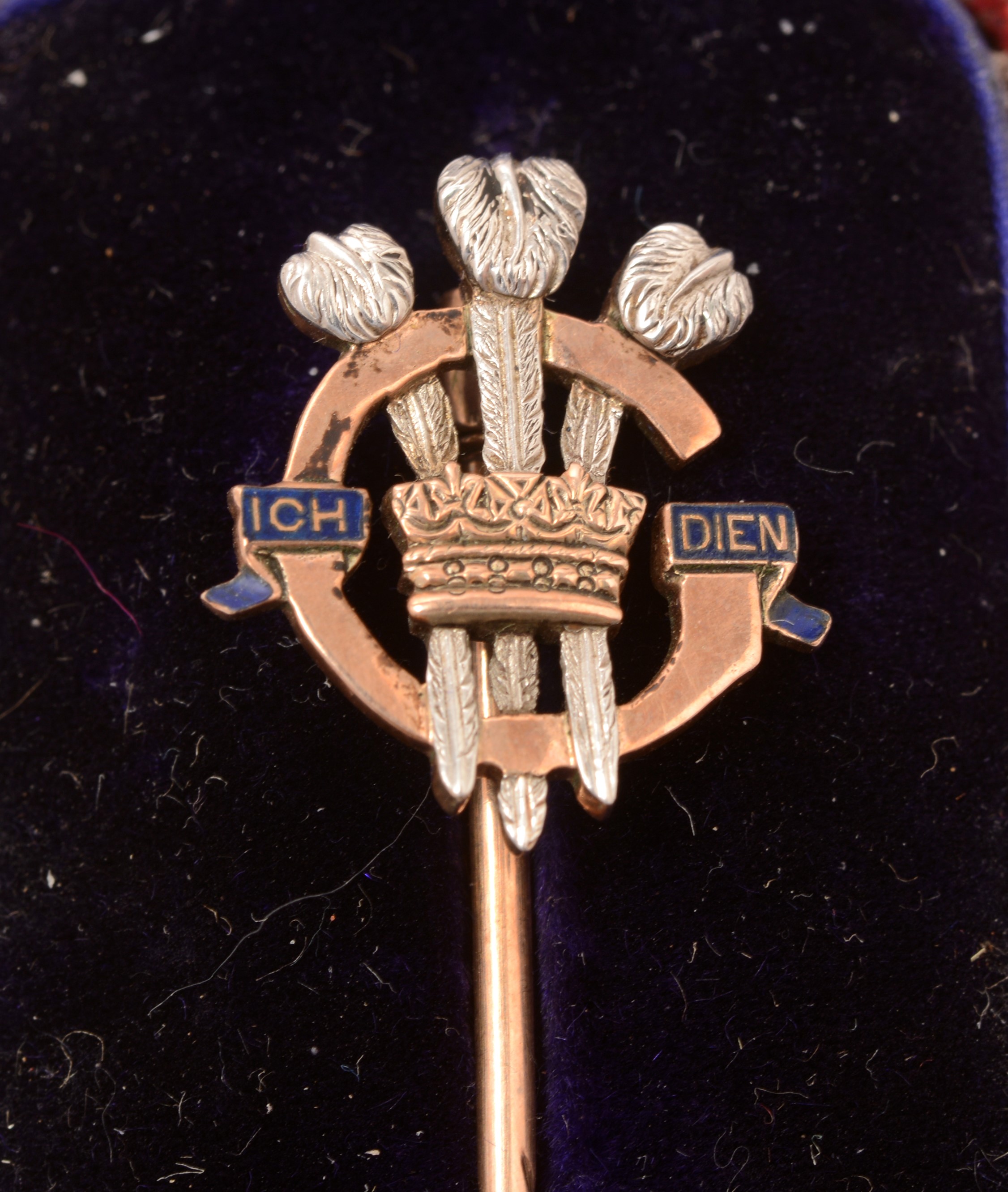 Lot 58 - Stick pin as a gift from George V when Prince