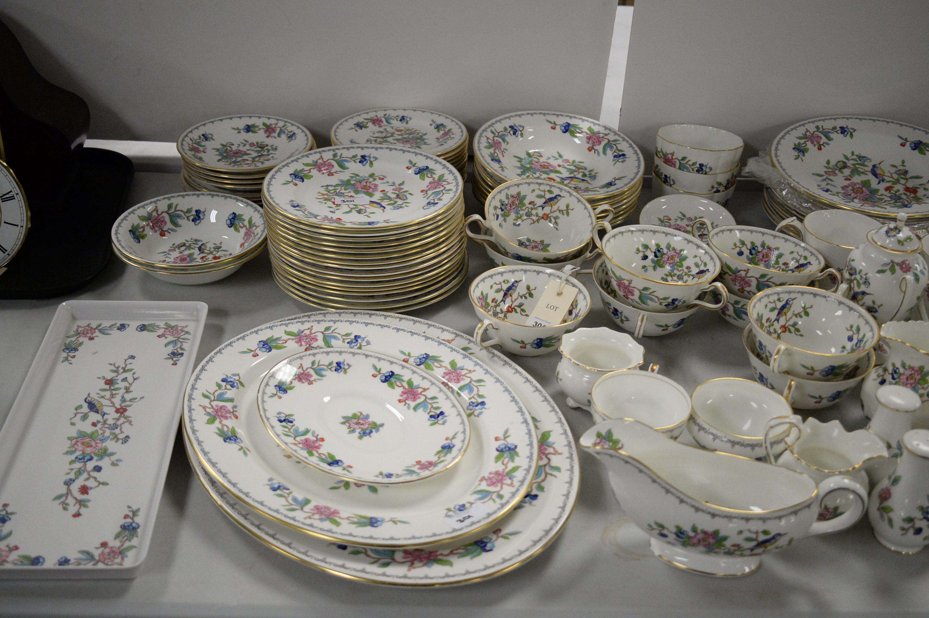 Lot 301 - Aynsley 'Pembroke' pattern dinner service.