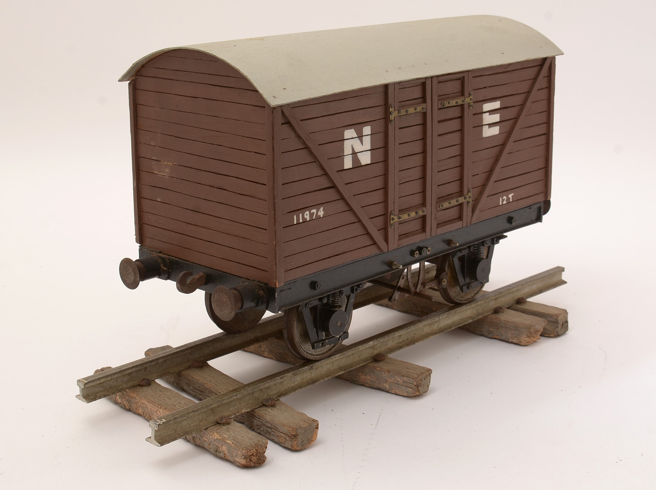 Lot 296 - A scratch-built 3 1/2in gauge locomotive and