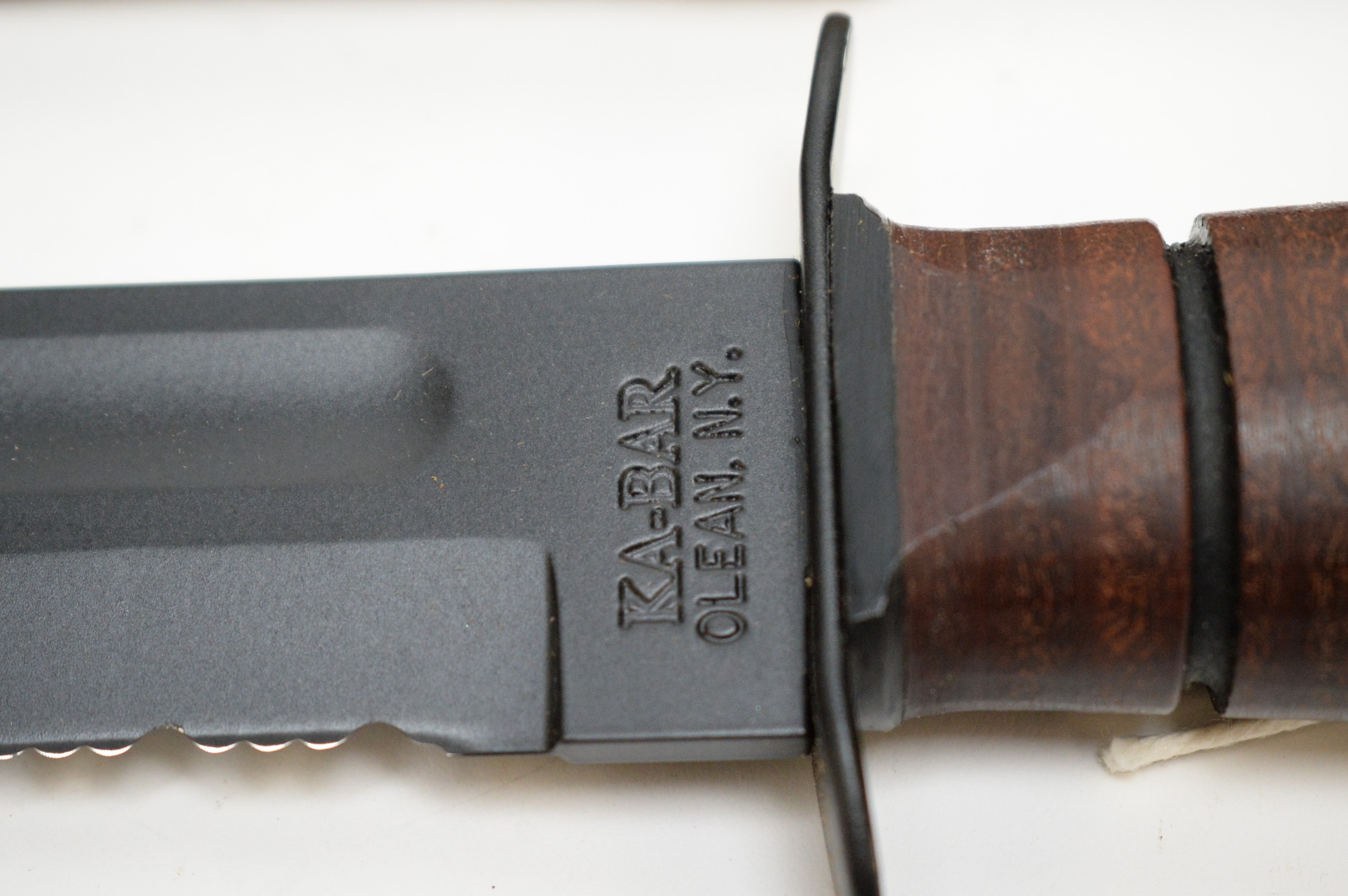 Lot 456 - A modern Ka-Bar United-State Marine Corps