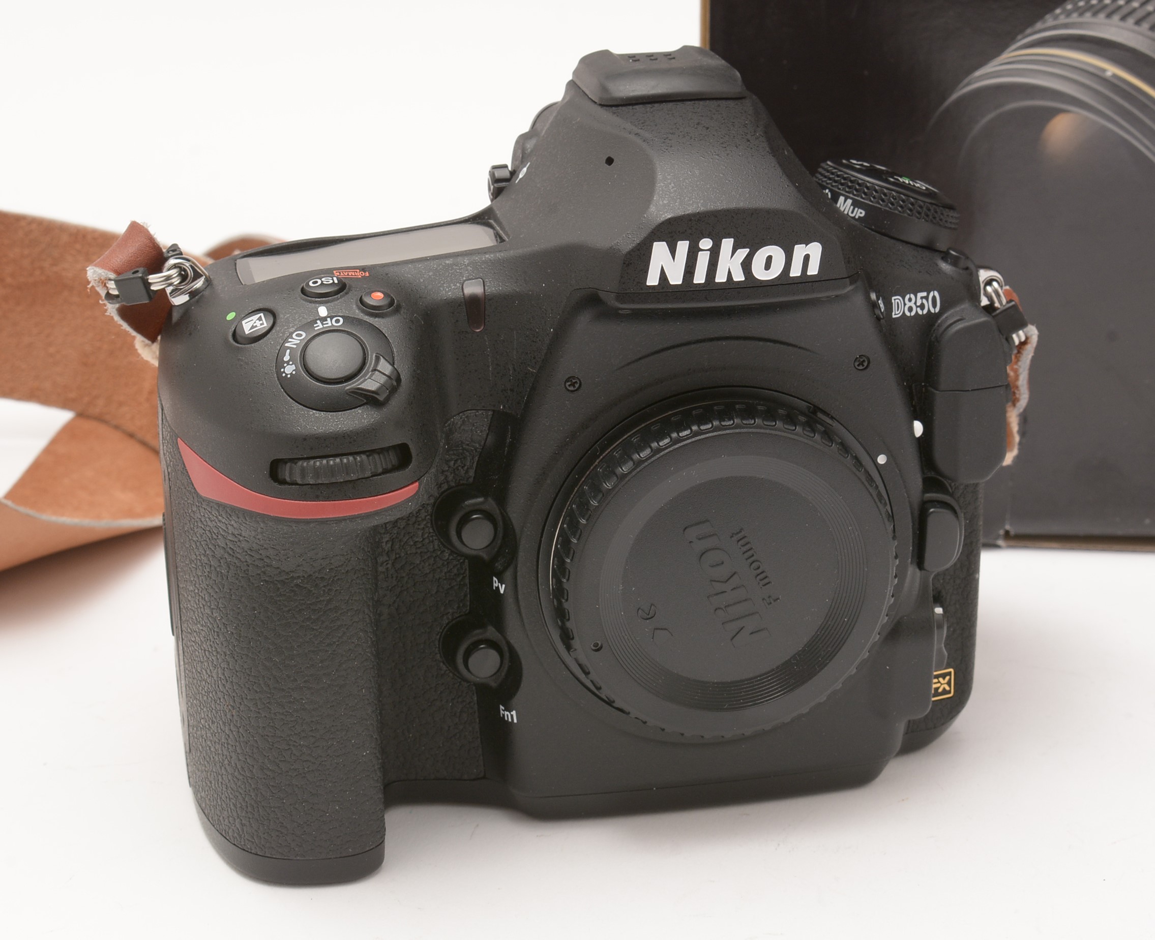 Lot 353 - A Nikon D850 camera kit.
