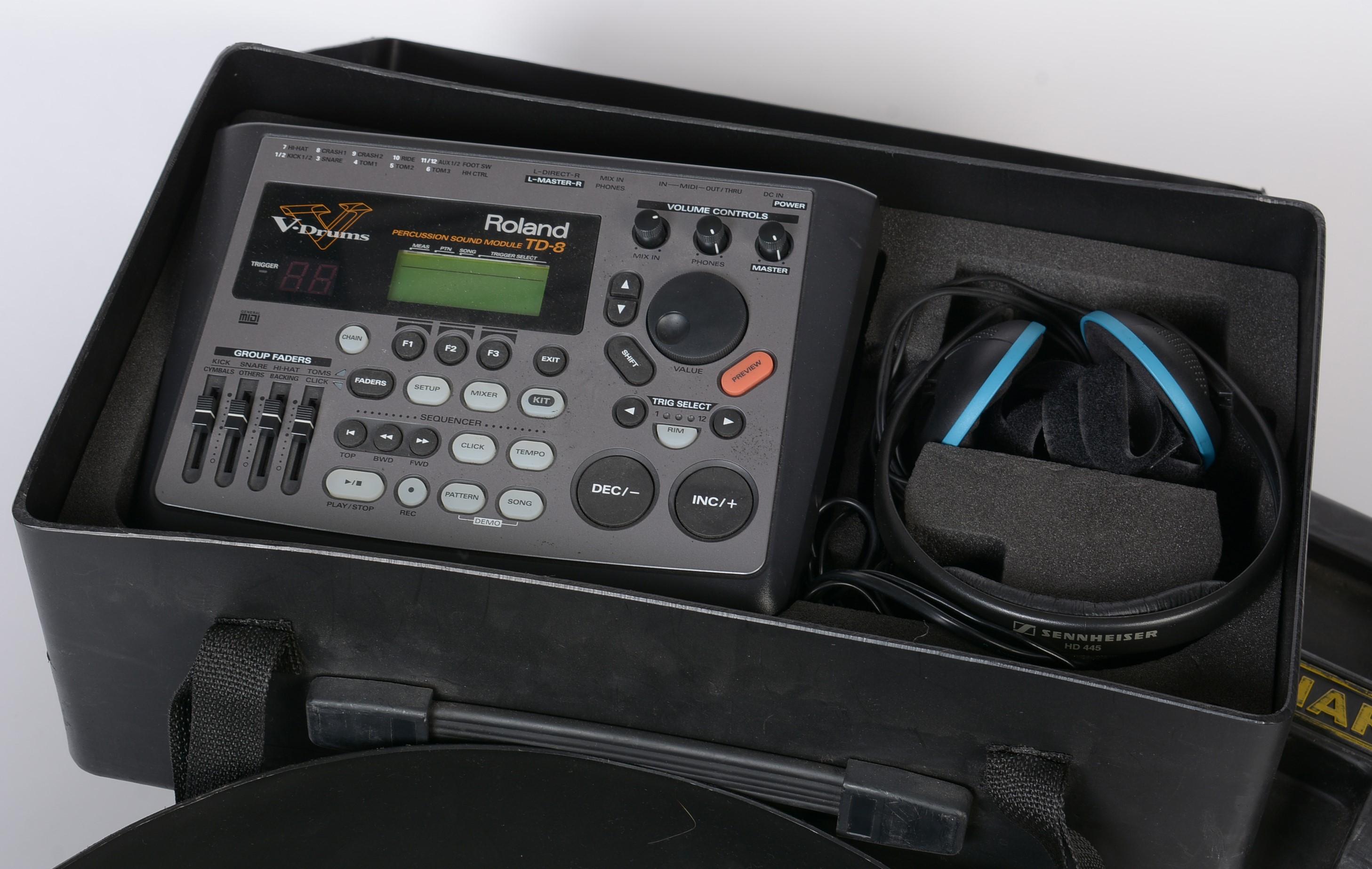Lot 116 - Roland electronic Drum Kit