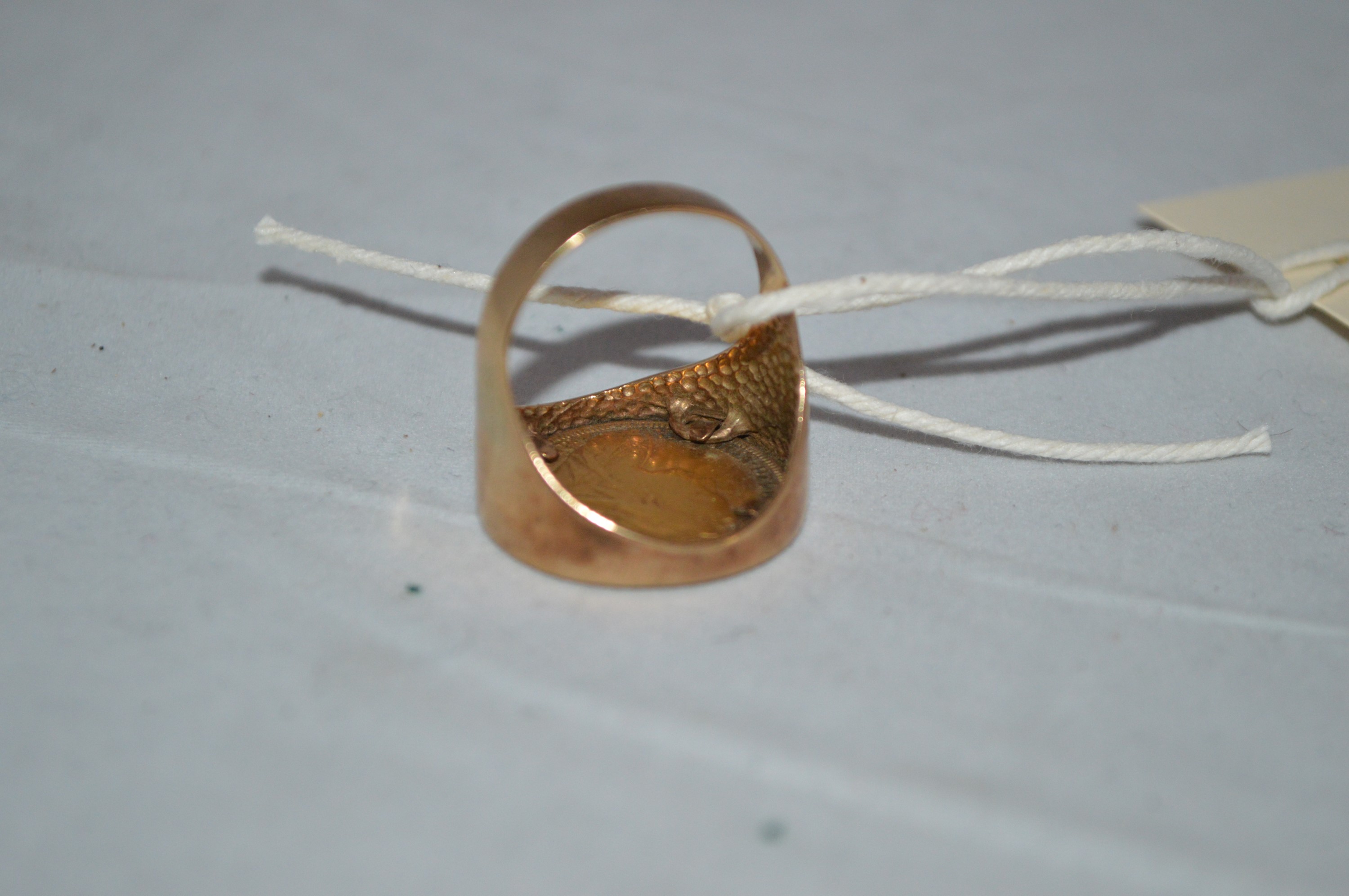 Lot 240 - A Queen Victoria gold sovereign ring