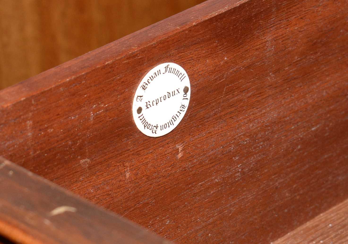 Lot 22 - A Bevan-Funnell Reprodux mahogany chest on