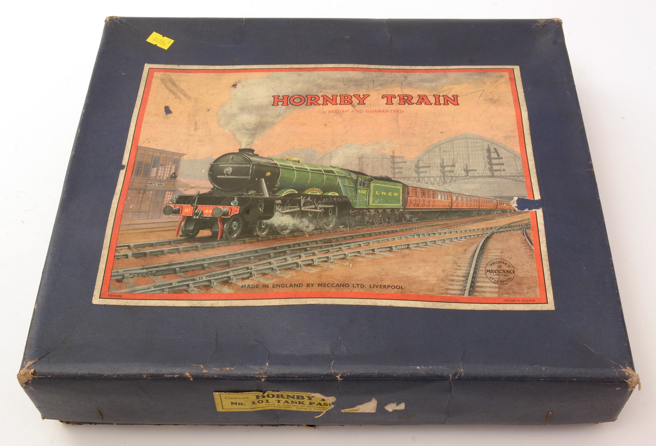 Lot 36 - Hornby 0-Gauge tinplate train set