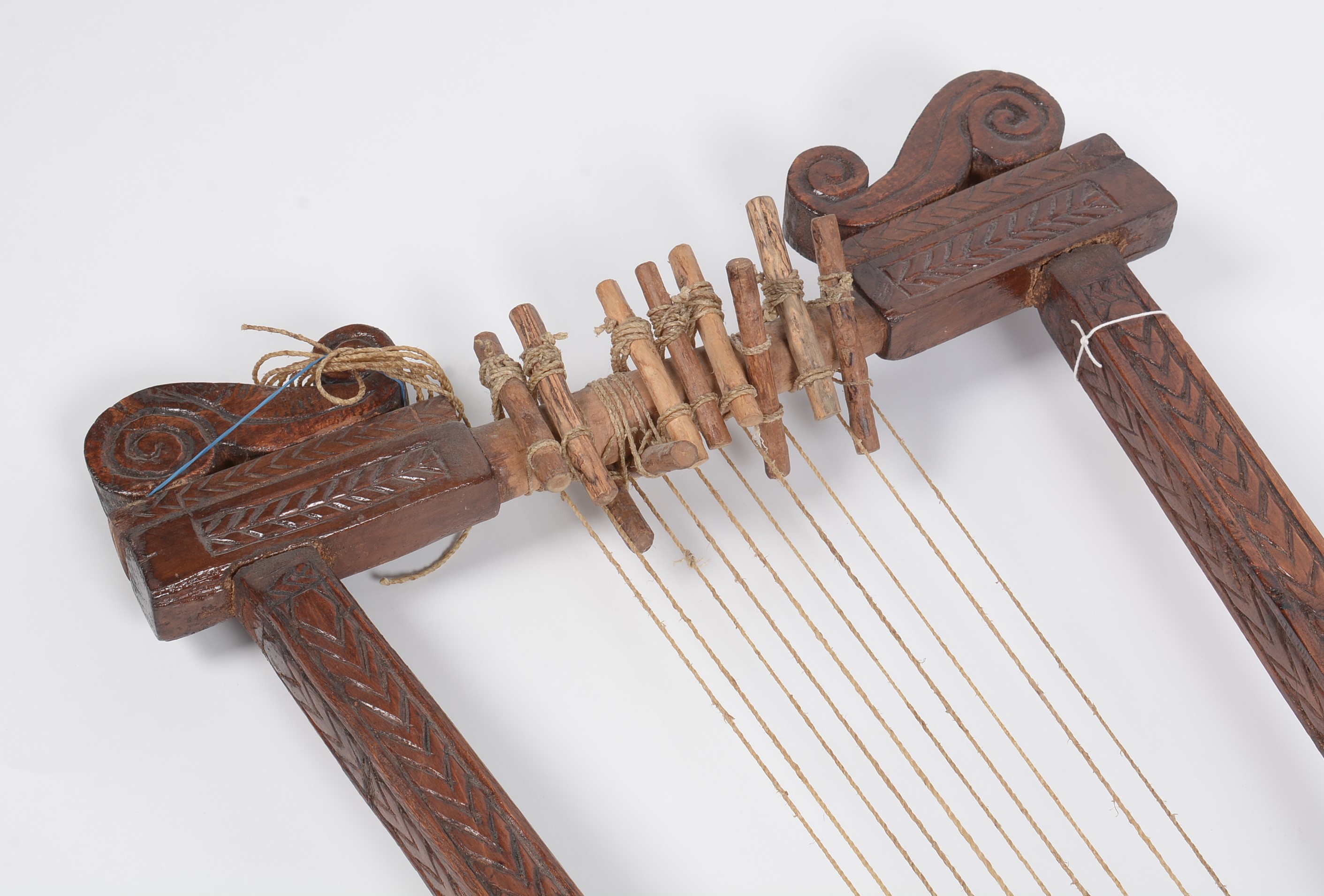 Lot 24 - Begena Ethiopian lyre harp