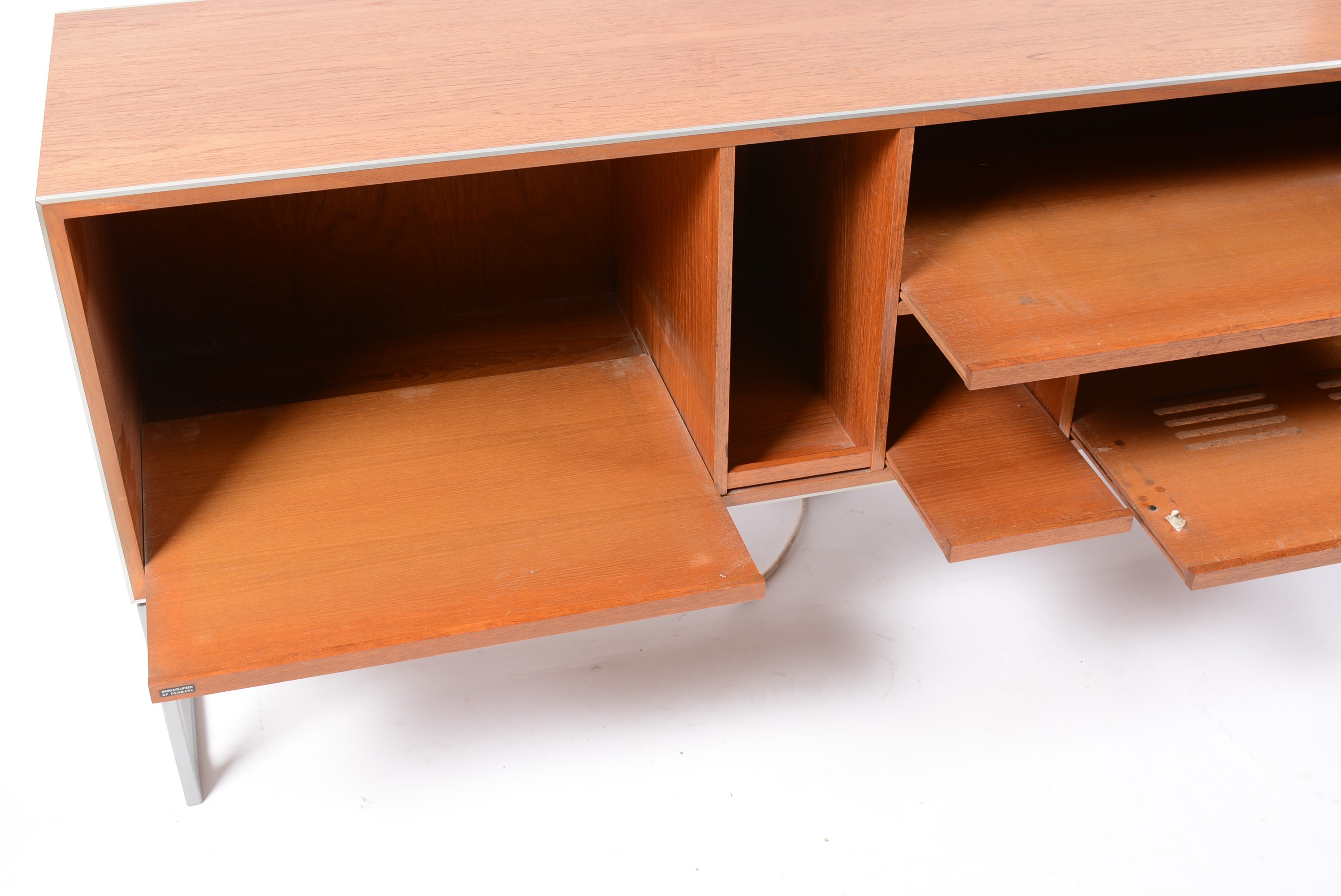 Lot 73 - Jacob Jensen for Bang & Olufsen - a retro