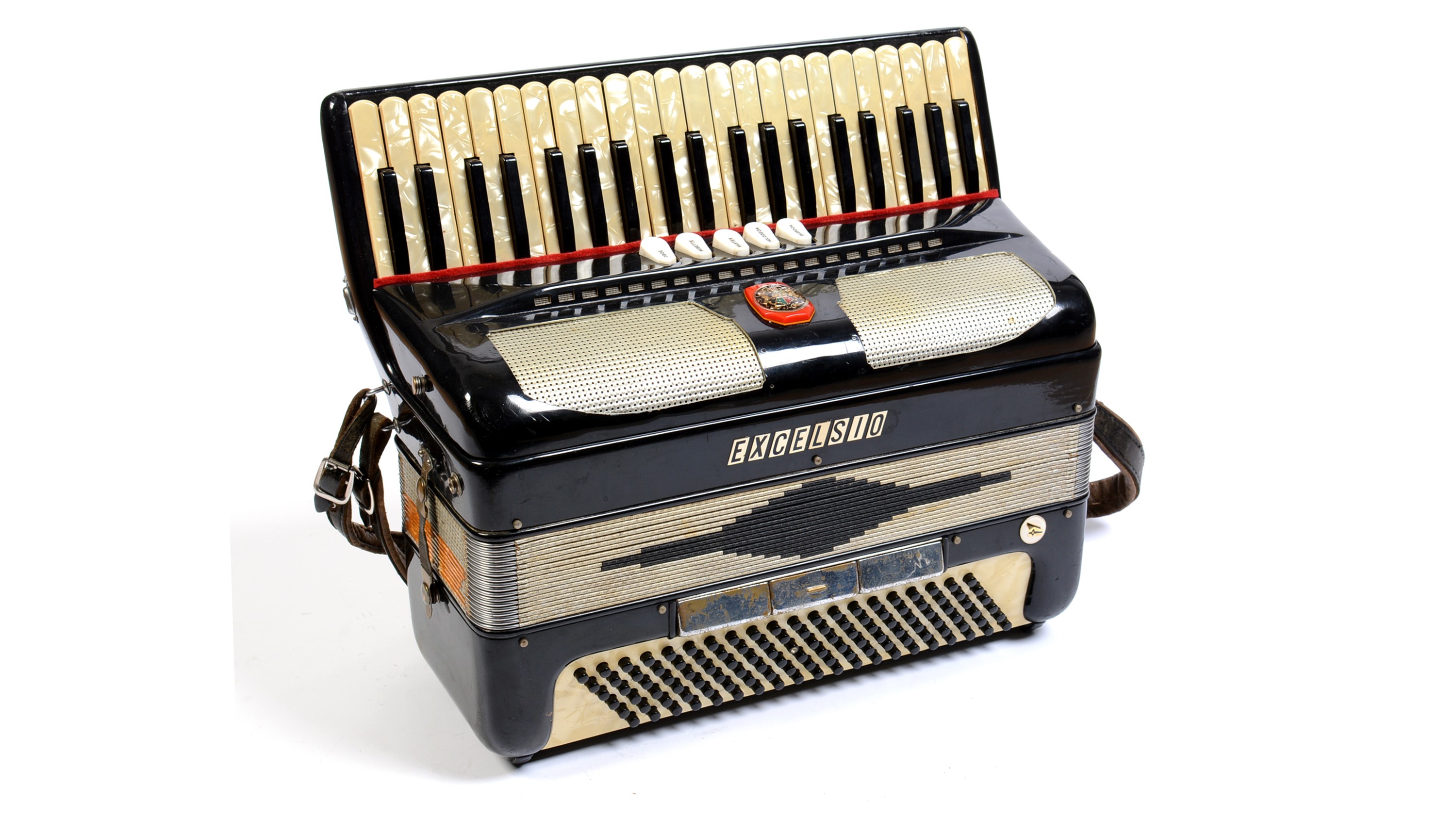Lot 34 - Excelsior piano accordion