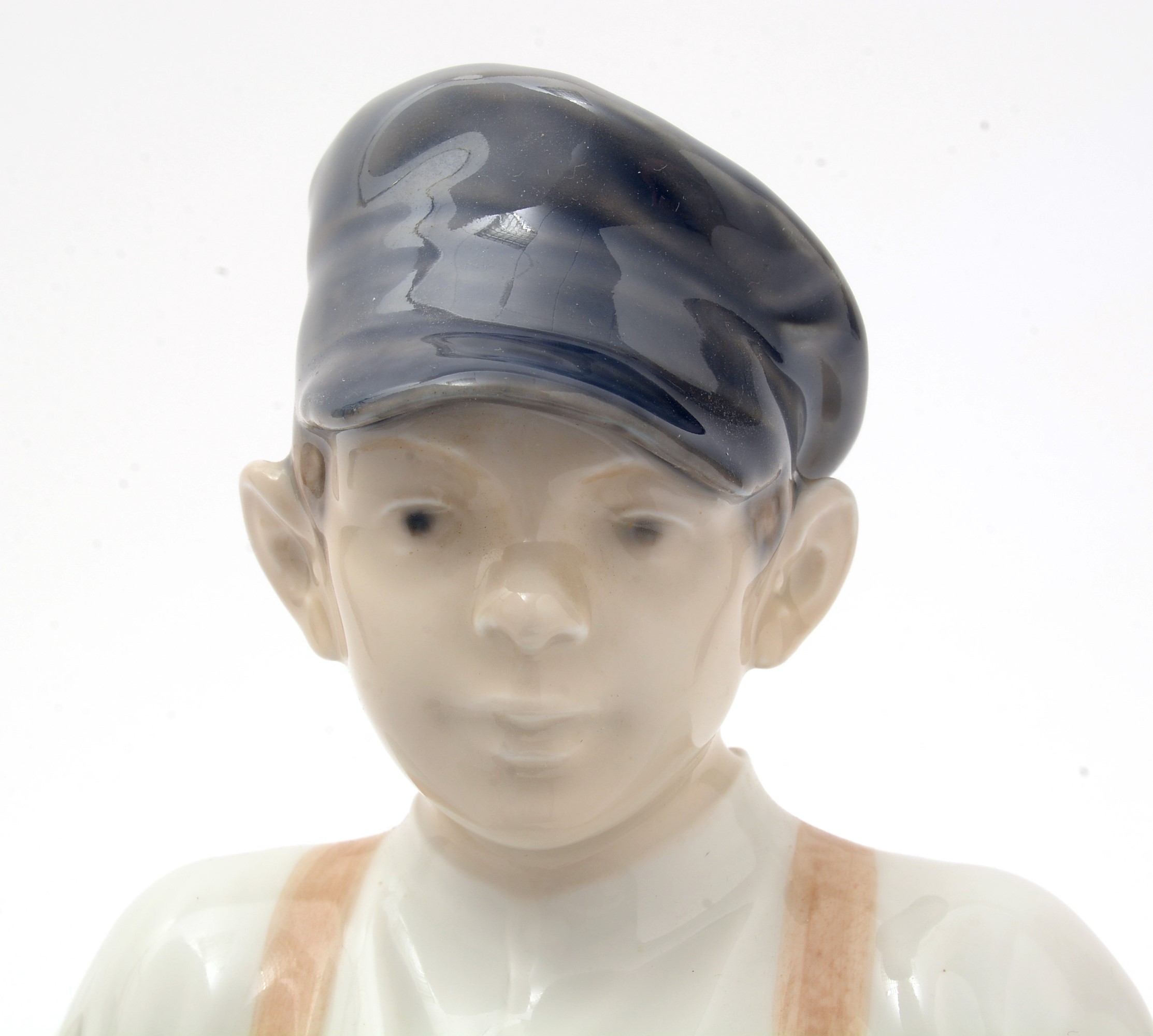 Lot 707 - Royal Copenhagen figure 'Shepherd Boy on