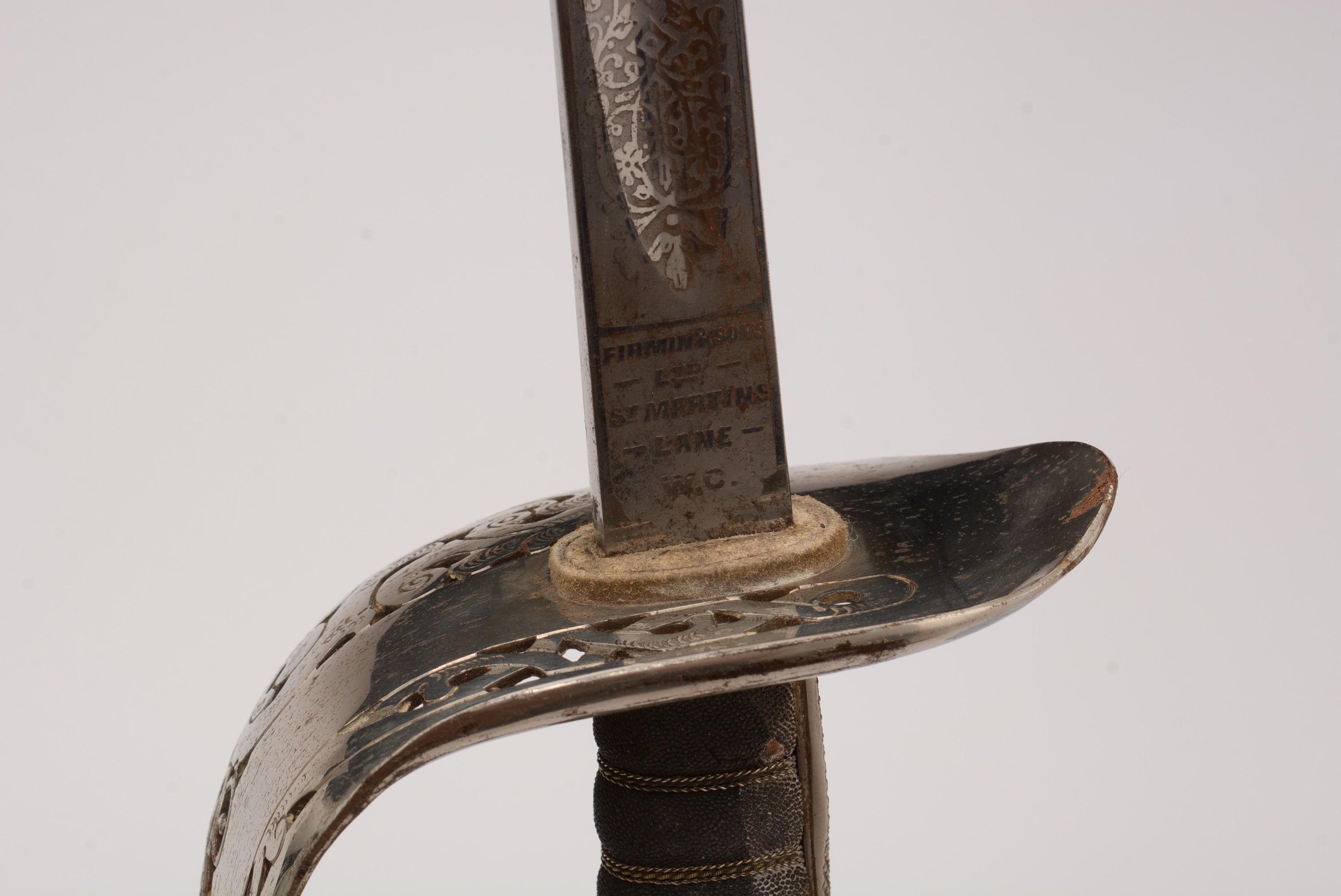 A George V British Infantry Officer's sword - auctions & price archive