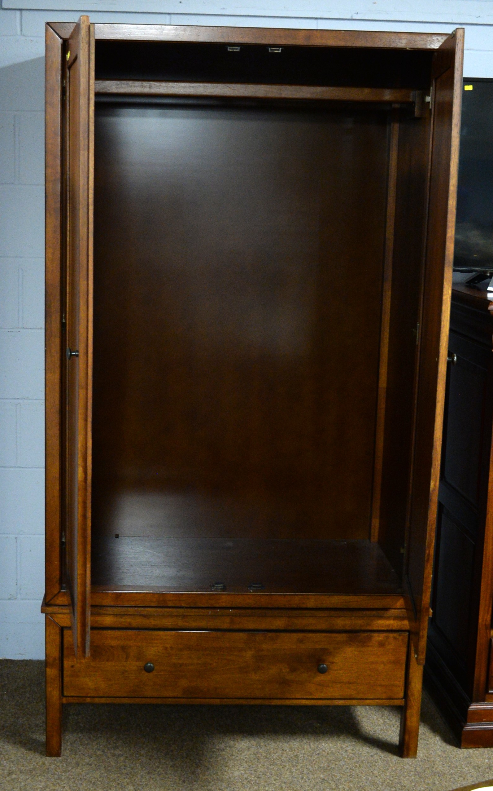 Lot 71 Feather Black a Mala two door wardrobe