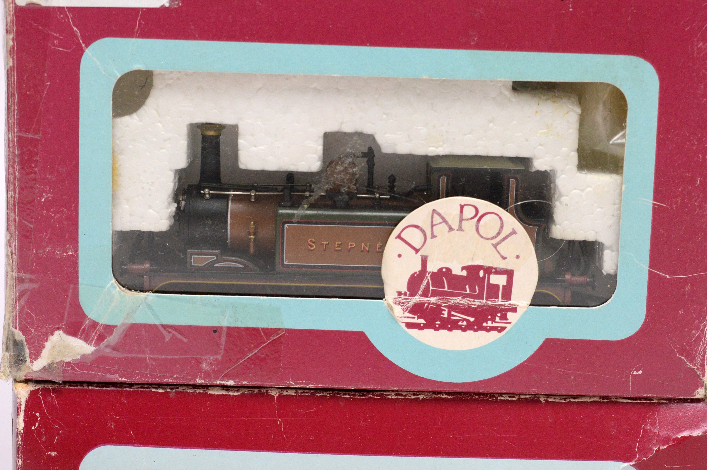 Lot 30 - Dapol Model Railways 00-gauge rolling stock
