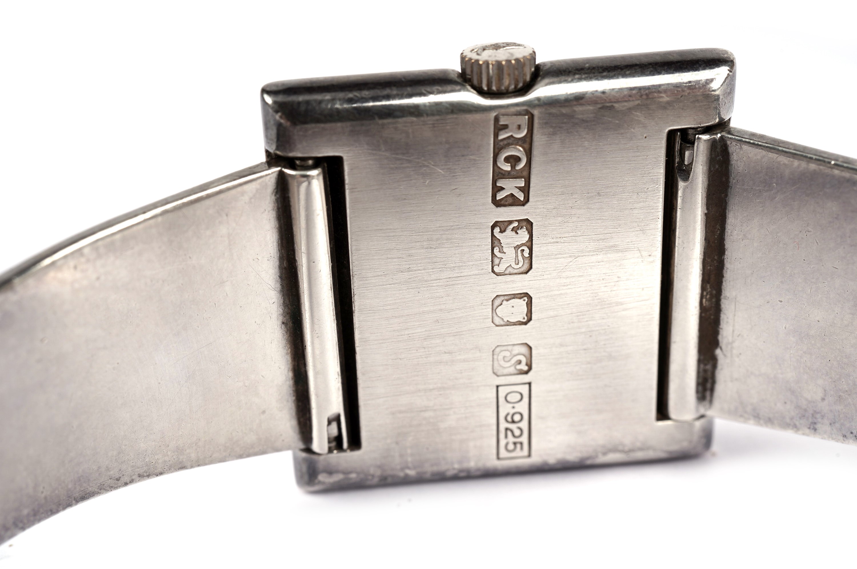 Lot 398 - A 1970s Roy King silver wristwatch