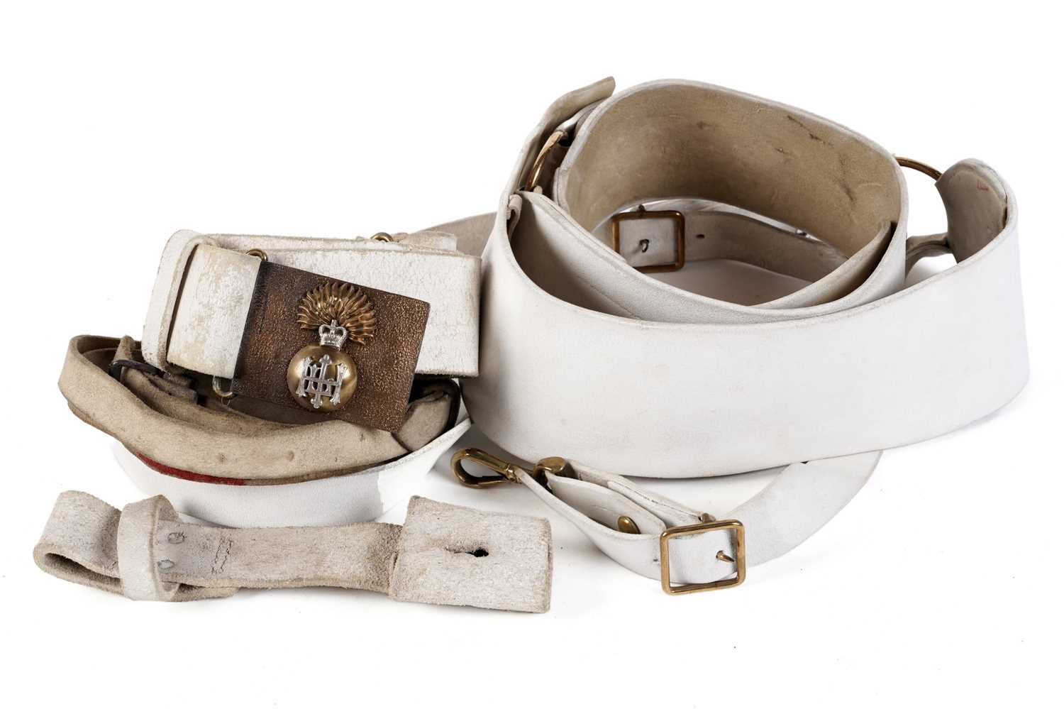 Lot 120 - An Officers buff waist belt with plate; and