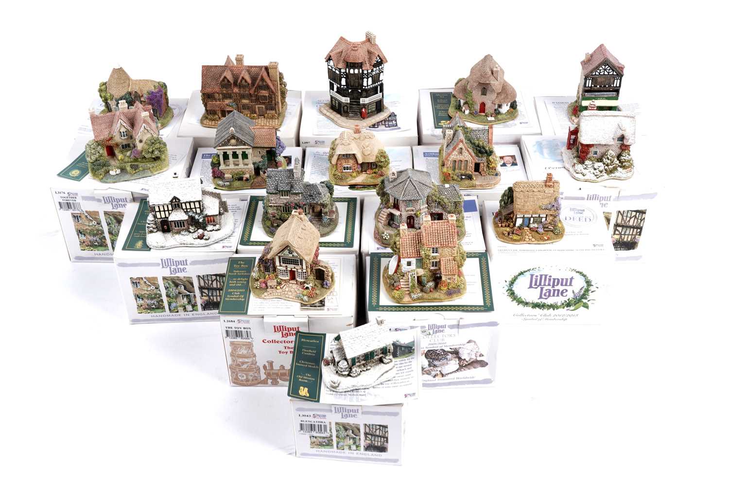 Lot 361 - A collection of Lilliput Lane model cottages