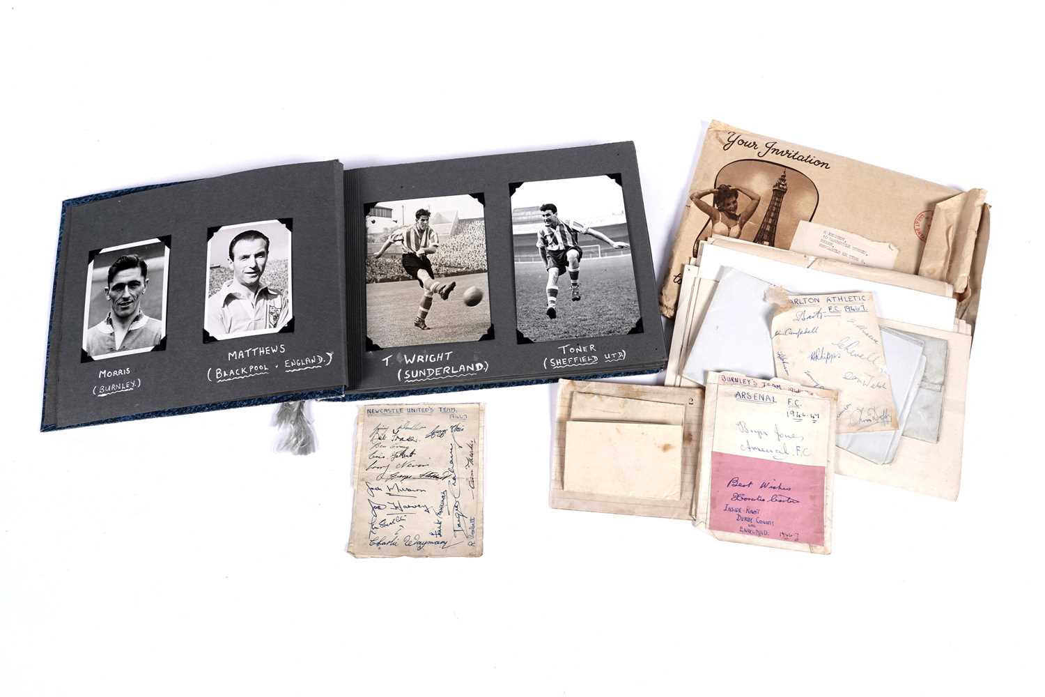 Lot 480 - Football postcards and signatures