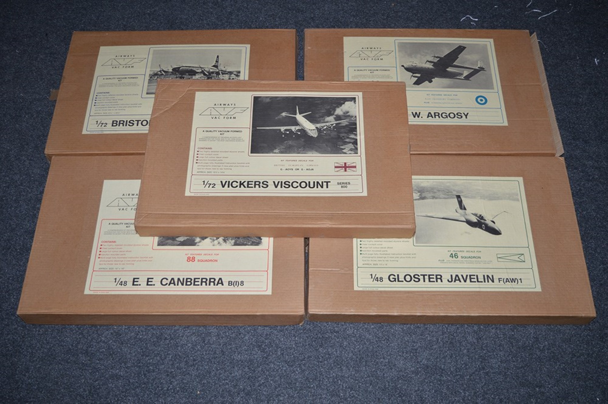 Lot 549 - Airways vac form model constructor kits: E.E.